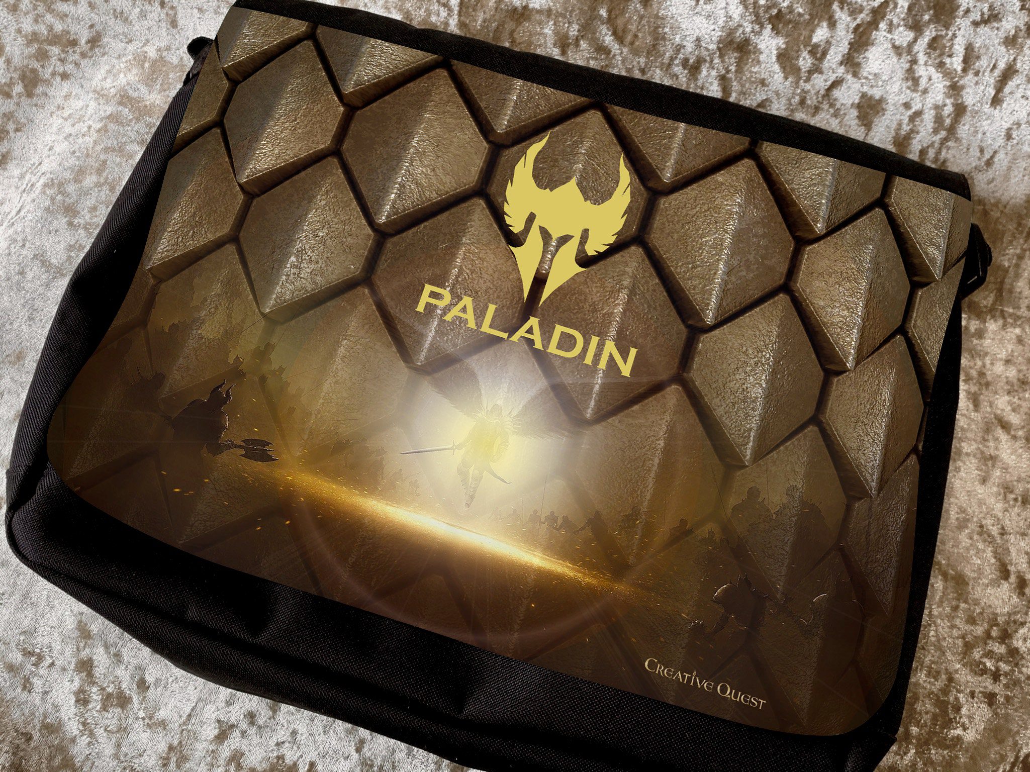 Dungeons and Dragons Bag of holding - Fantasy Messenger Shoulder Bag