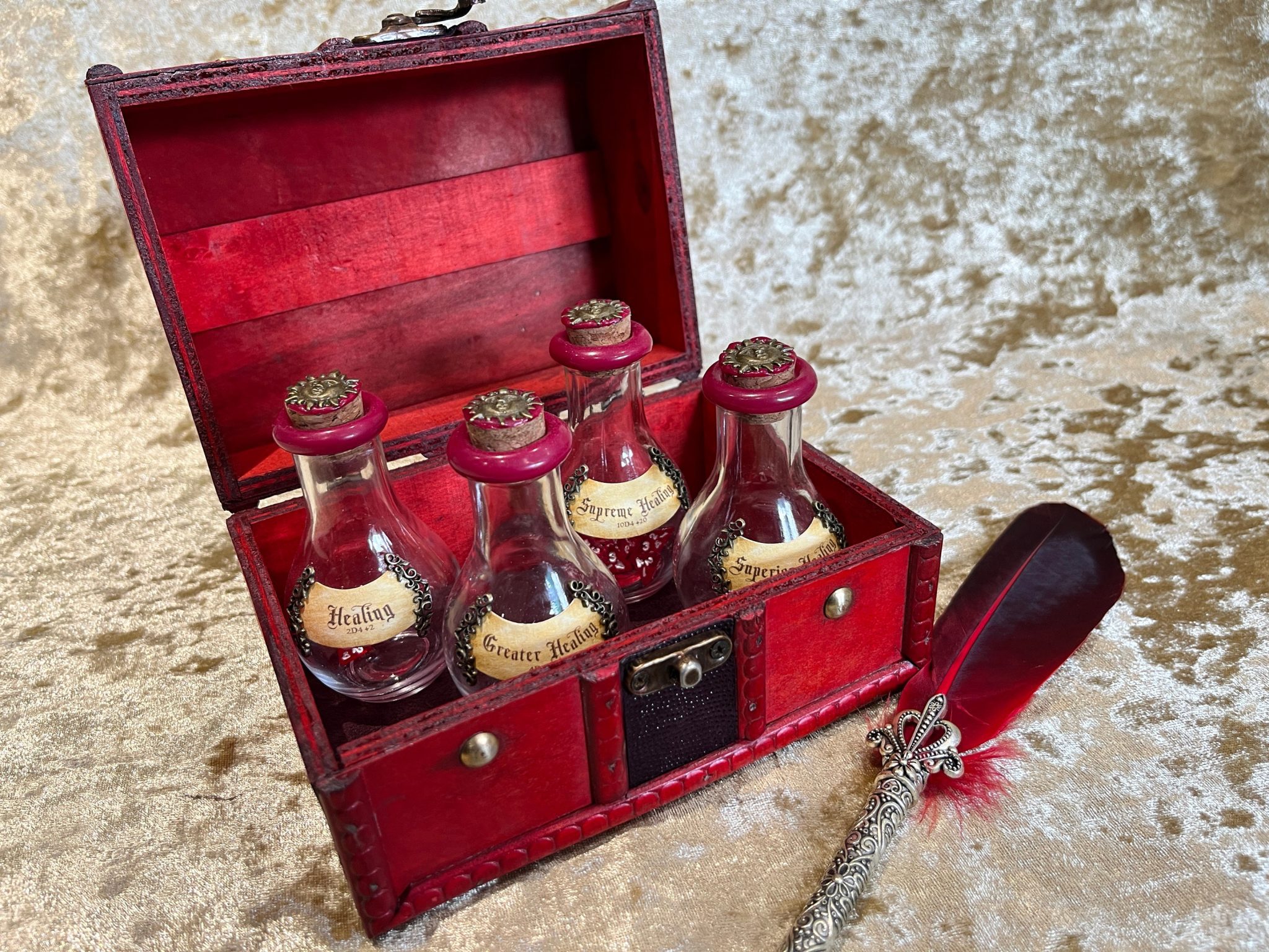 Healing Potion Mini D4 Dice Gift Set - Dungeons and Dragons - Ornate