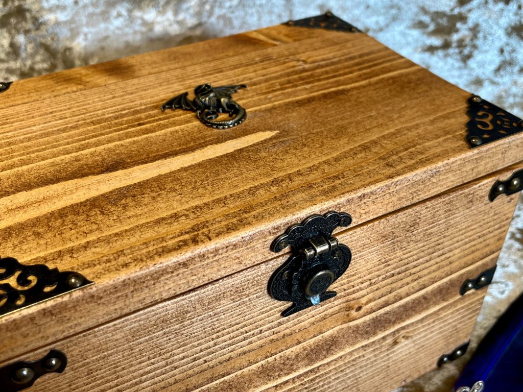Wood Fantasy Wooden Box Treasure Chest Dungeons and Dragons Dice Box ...