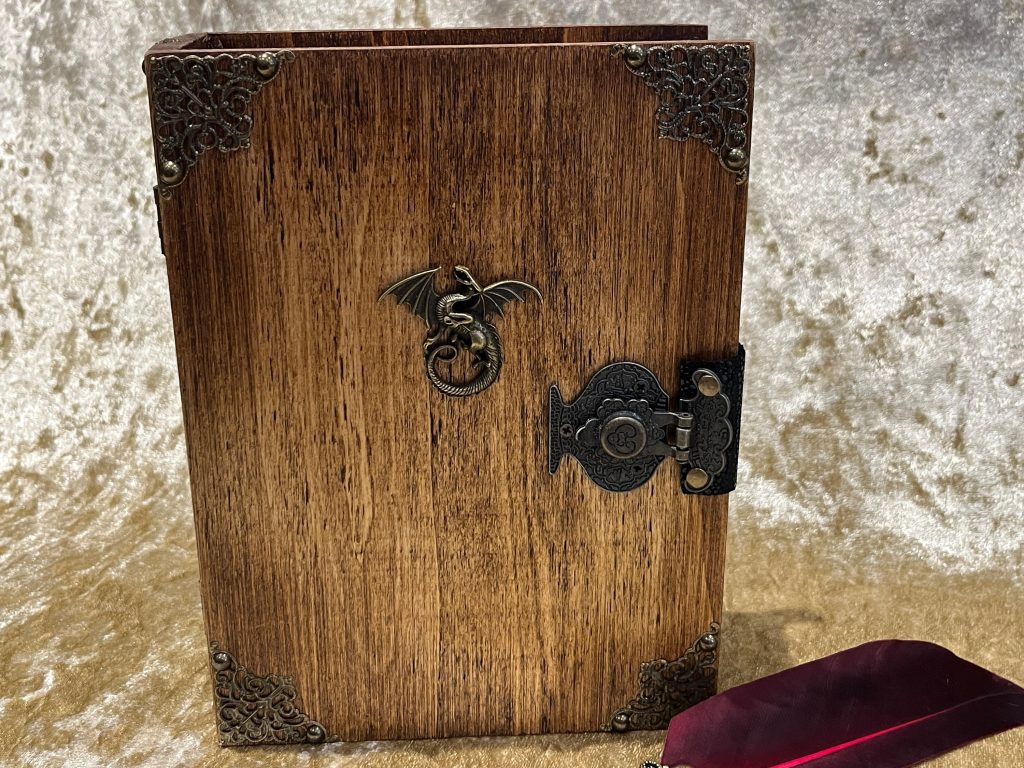 Dungeons & Dragons RPG Beautiful Wax wood Book Box with bronze ...