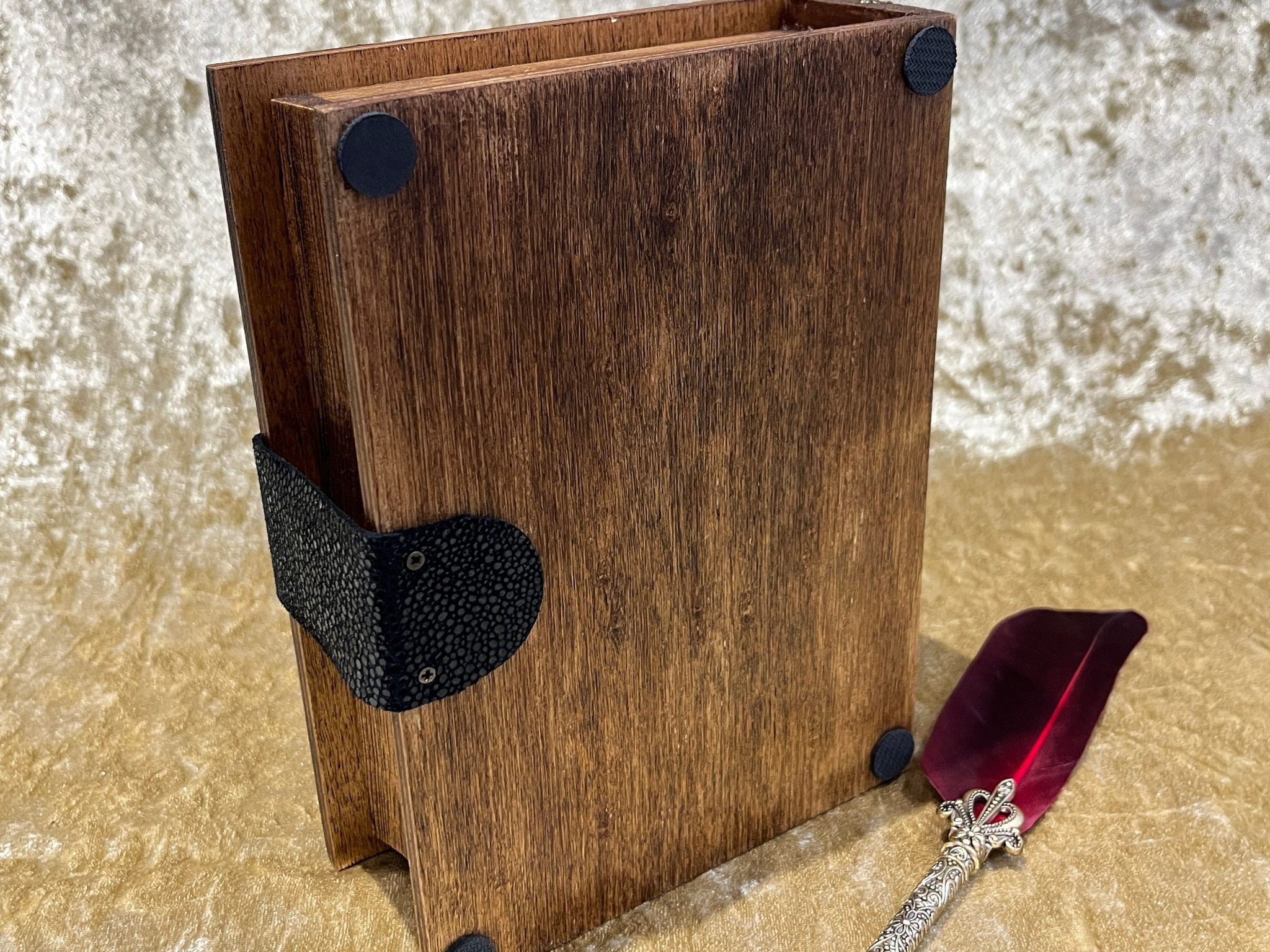 Dungeons & Dragons RPG Beautiful Wax wood Book Box with bronze ...