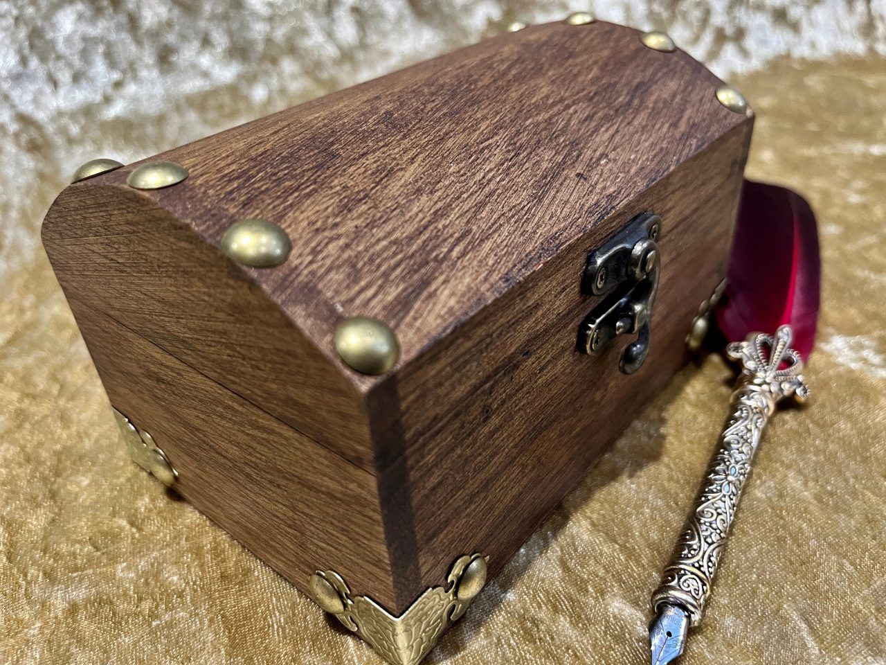 Fantasy Wooden DND Dice Chest and DnD Dice Box for Dungeons and Dragons ...