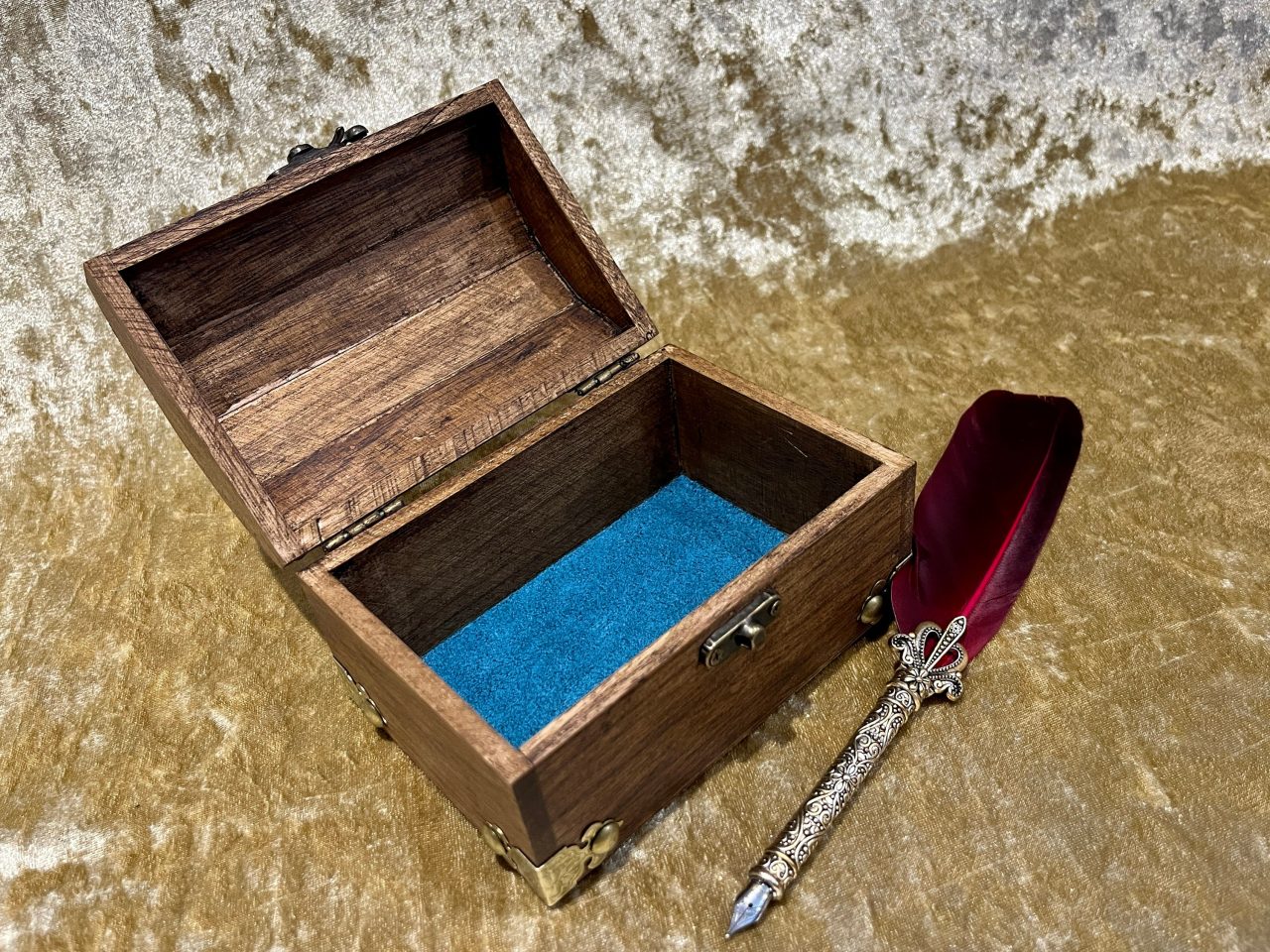 Fantasy Wooden DND Dice Chest and DnD Dice Box for Dungeons and Dragons ...
